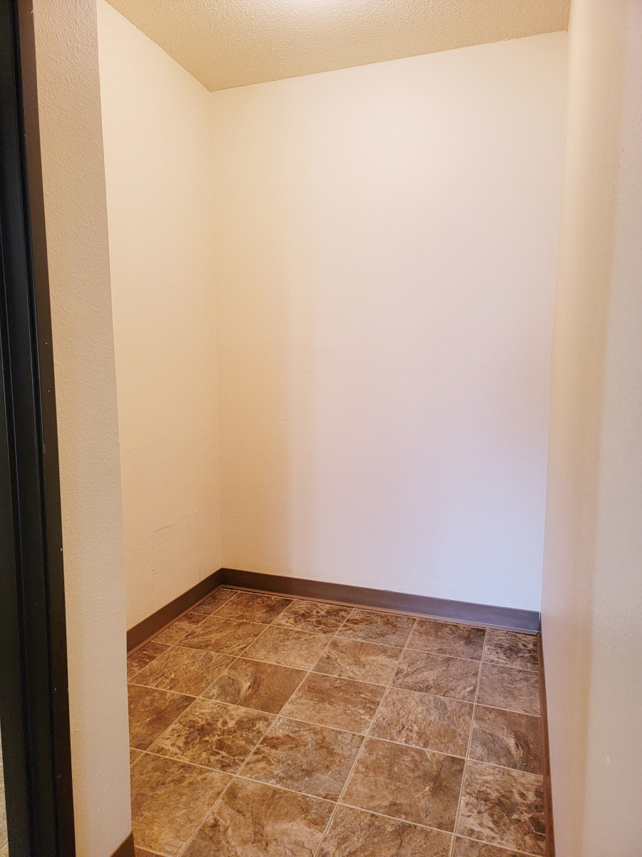 Blue Ridge Apartments & Townhomes - Van Binsbergen & Associates